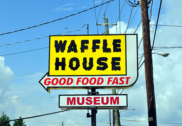 A Legacy of Leadership: Waffle House and the Friendship that Built an ...